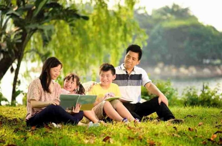 6 Tips to make family reading time more fun!